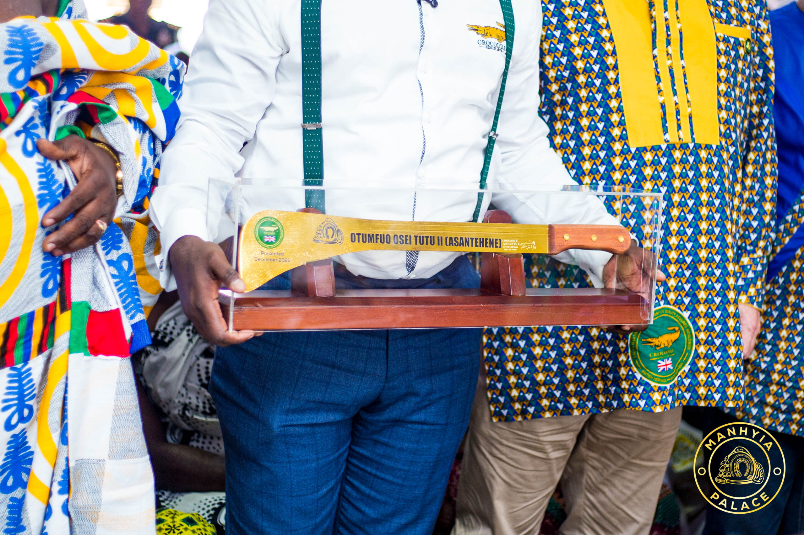Crocodile Matchets Company Gifts Asantehene a Gold-coated Ceremonial ...